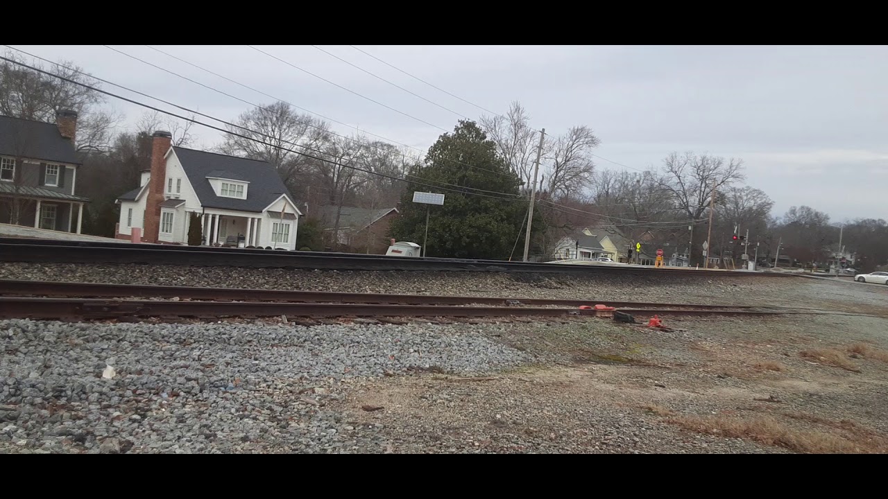 NS P56 SB with NS 3054 GP40-2 - YouTube