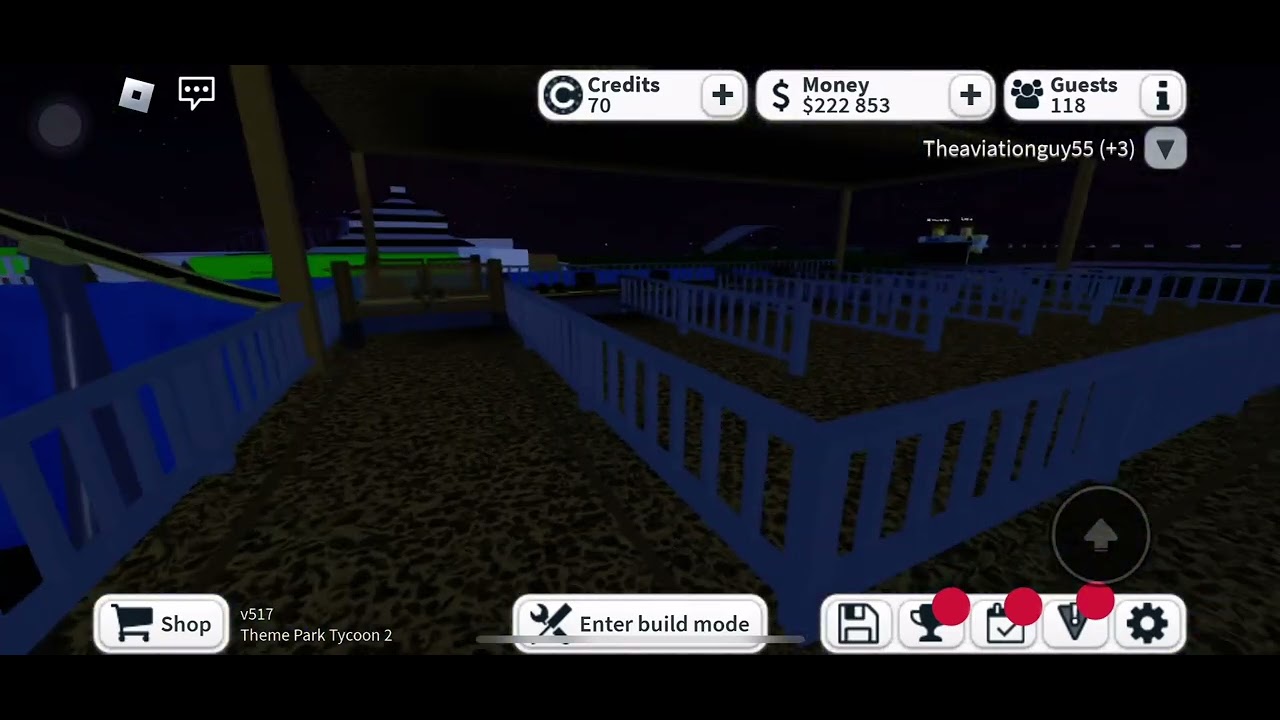 Roblox Collab-Tom Holland and Pennywisethe3rd at Legoland California in ...