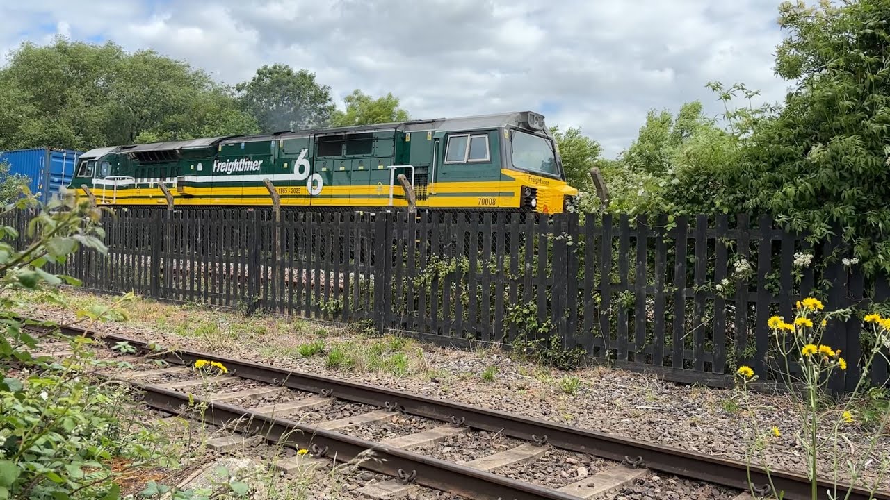 Class 70 | 70008 ‘60 Years of Freightliner’ | Freightliner | Didcot ...