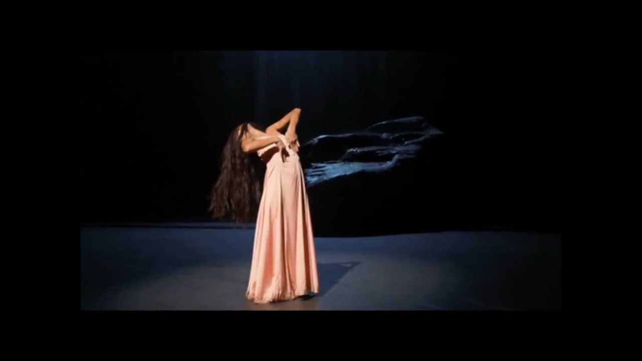 Pina (Romanian Song - Maria Tanase-Lume,lume) - YouTube
