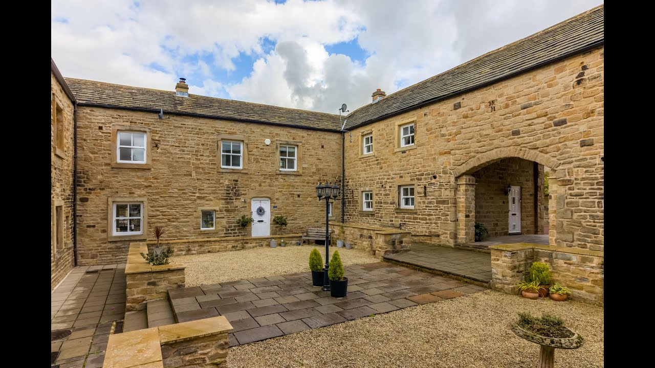 4 Farm Mount, Netherton, Wakefield - YouTube