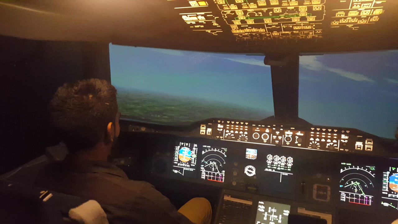 16/02/2017 Emirates Airbus A380 Experience. At the Dubai Mall a380 ...