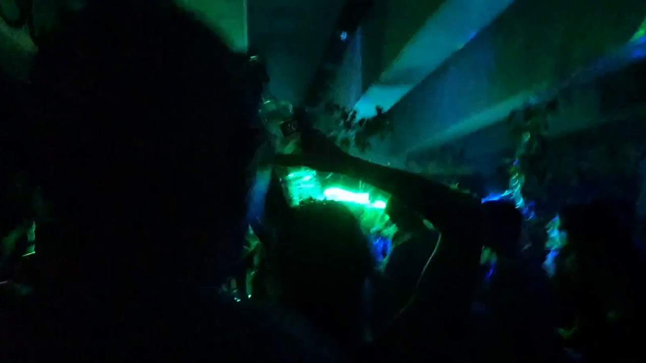 Paris Rave Clip - YouTube