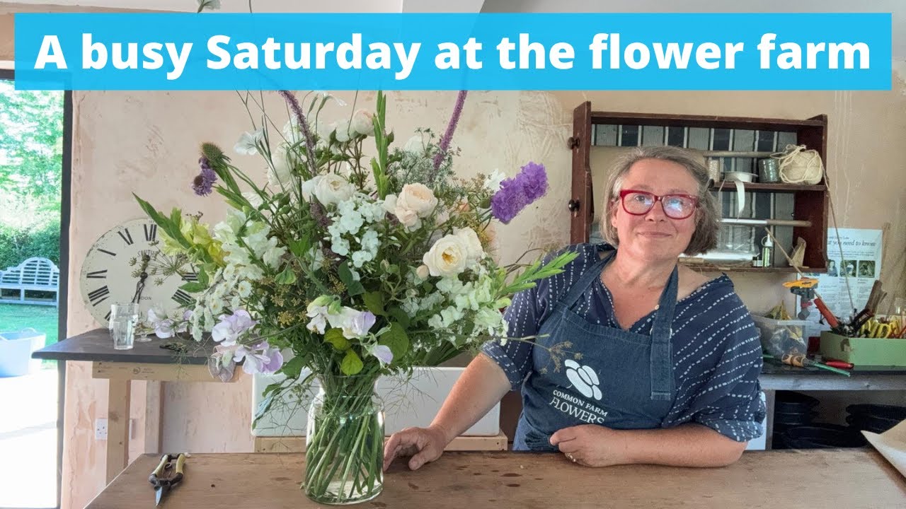 Busy Saturday (why am I working Saturday?) at the flower farm - YouTube