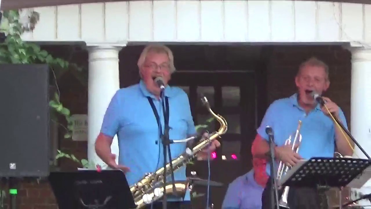 Phocus - Wrong Number Polka - Roncesvalles Polish Festival 2017 - YouTube