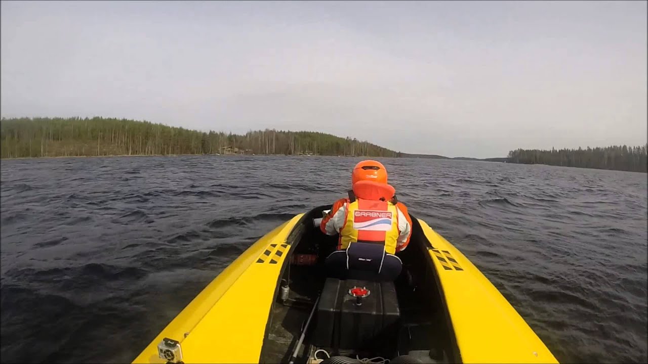 Argo CAt 15 + jamppi 130hv vappu 2015 - YouTube