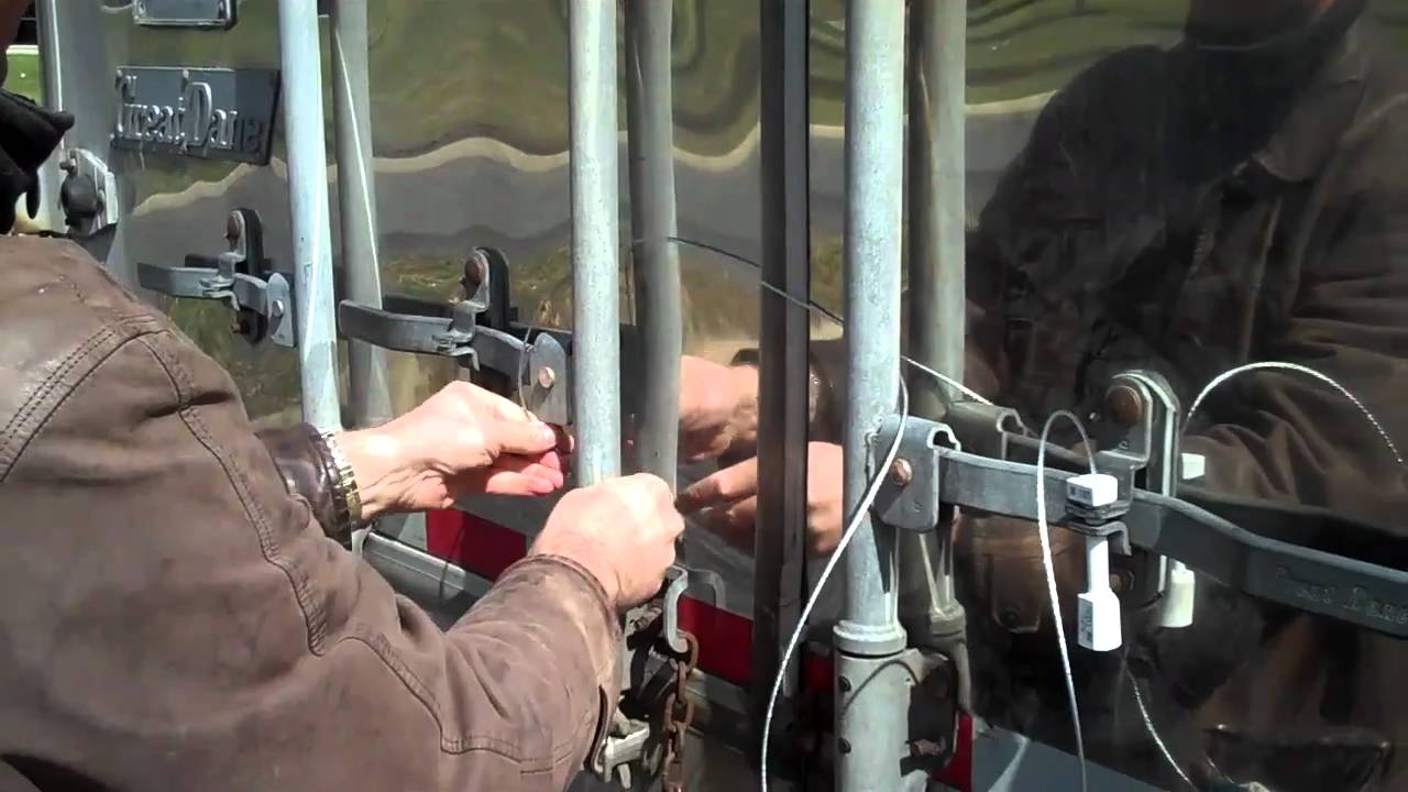 How to install and remove Mega Lock - YouTube