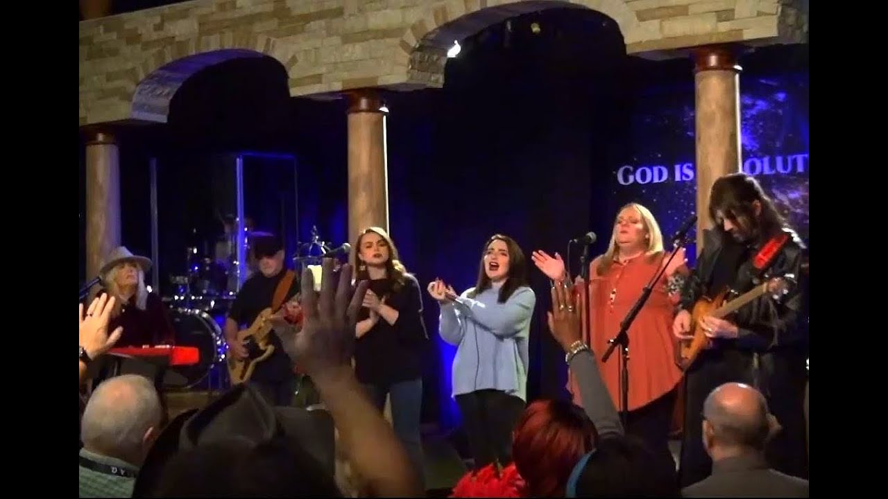 December 26 2021 Robin D & Robin R Bullock Christmas Sunday Praise ...