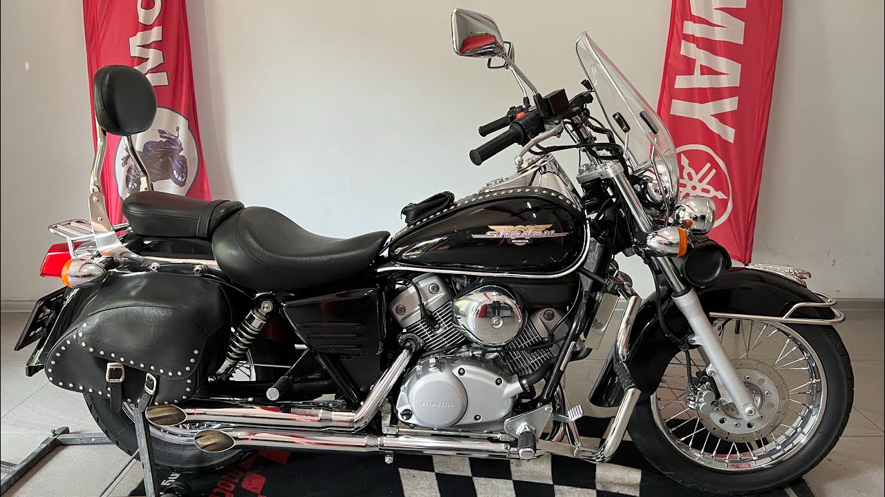 Honda VT 125 Shadow Japonia MotoRW - YouTube