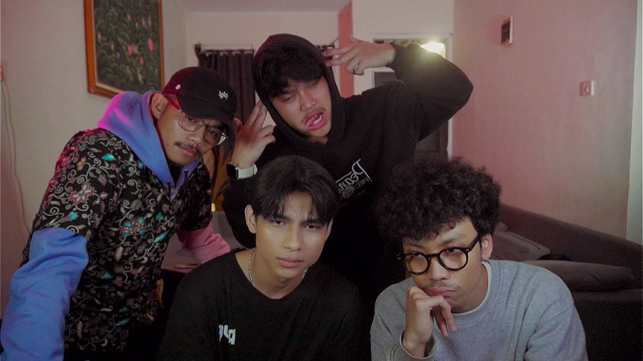 SENIN = MONDAY NGALAGEUDAY - YouTube