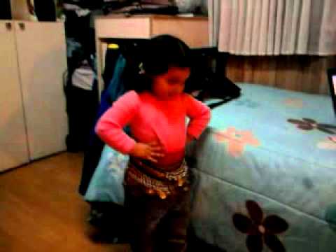 Mini Shakira.mp4