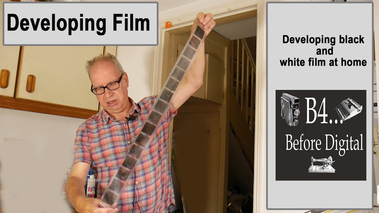 Black and white film developing - YouTube