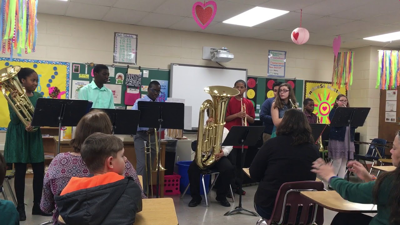 My middle school brass band - YouTube