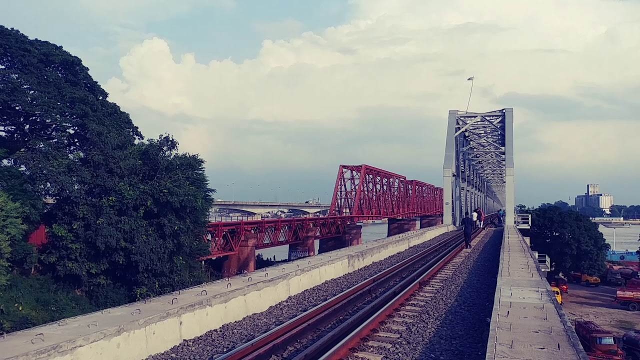 Down Suborno Express over Shahid Habildar Abdul Halim Bridge at Bhairab ...