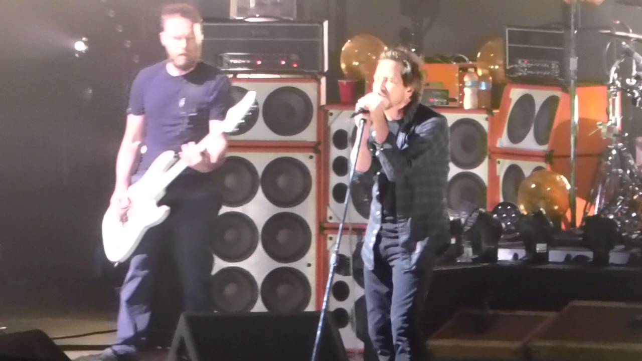 Pearl Jam - Full Show, Live at The Hampton Coliseum on 4/18/16 in ...