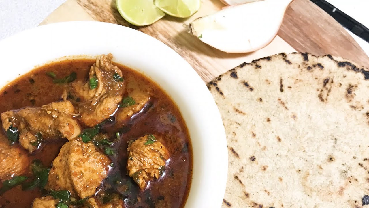 Saoji Chicken | Nagpur Style Chicken Curry | Spicy Chicken Curry - YouTube