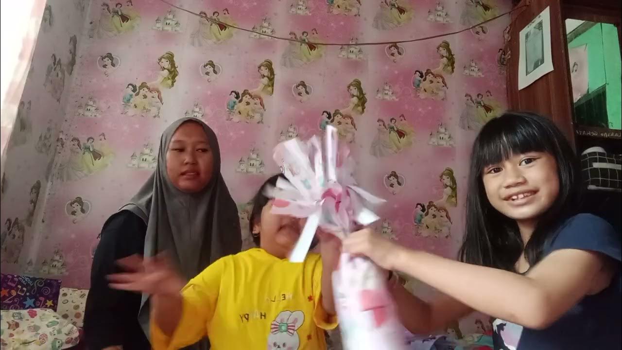 unboxing kado ulang tahun difa 🎉🎉🎉 - YouTube