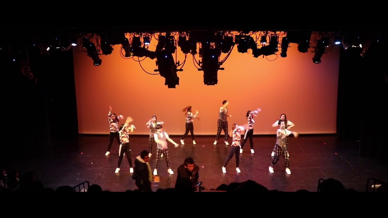 2018 Dancas Showcase 03 Locking & Waacking 失恋阵线联盟 + 我希望在你的爱情里 - YouTube