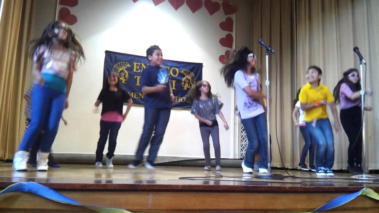 Tonti school 4th grade talent show - YouTube