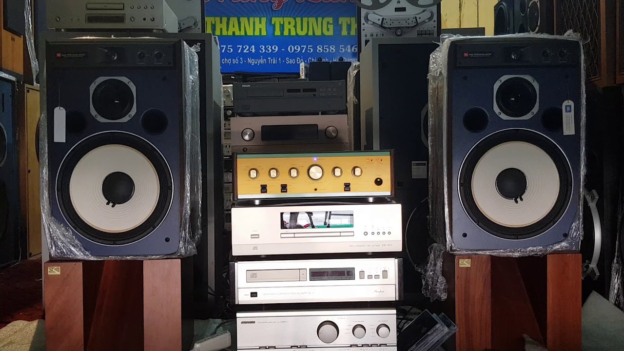 Tes đôi loa JBL 4318 monitor theo yêu cầu của khách hàng.Lh0975724339 ...