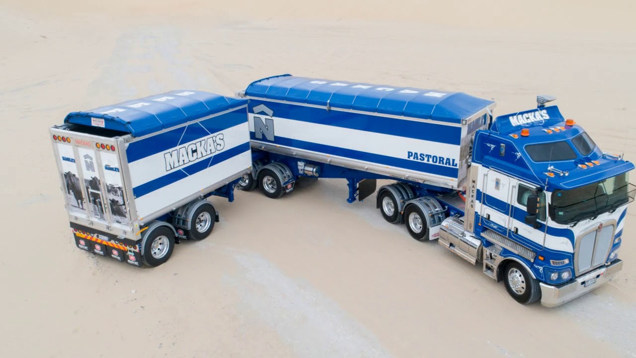 Kenworth Trucks Muscat - YouTube