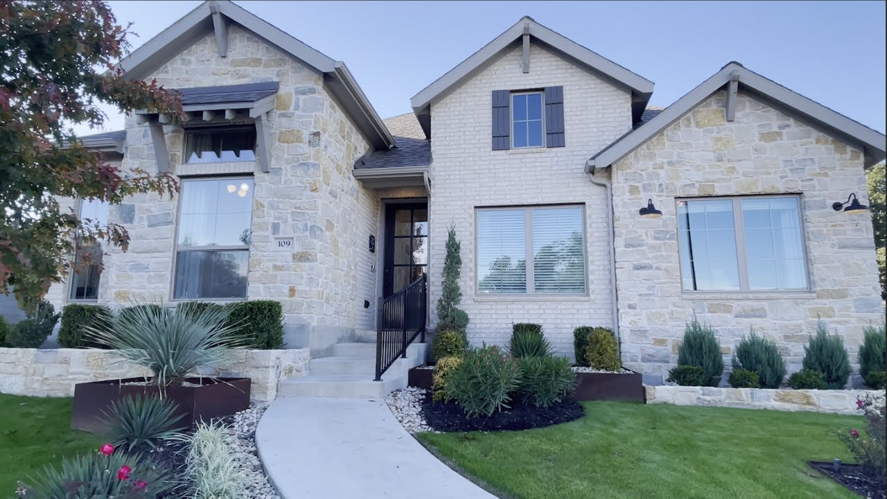 Perry Homes in Central Texas - 2293 Plan - Wolf Ranch Model Home - YouTube