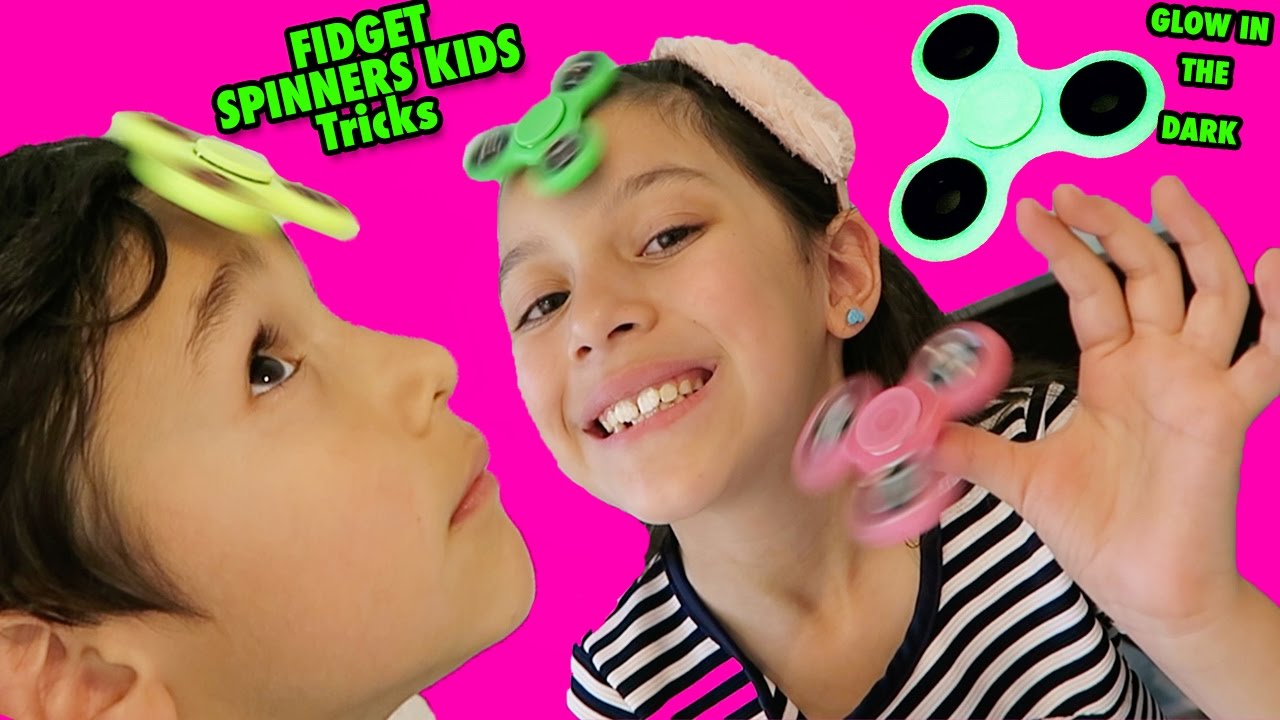 1000MPH FIDGET SPINNER CRAZY TRICKS!! - YouTube