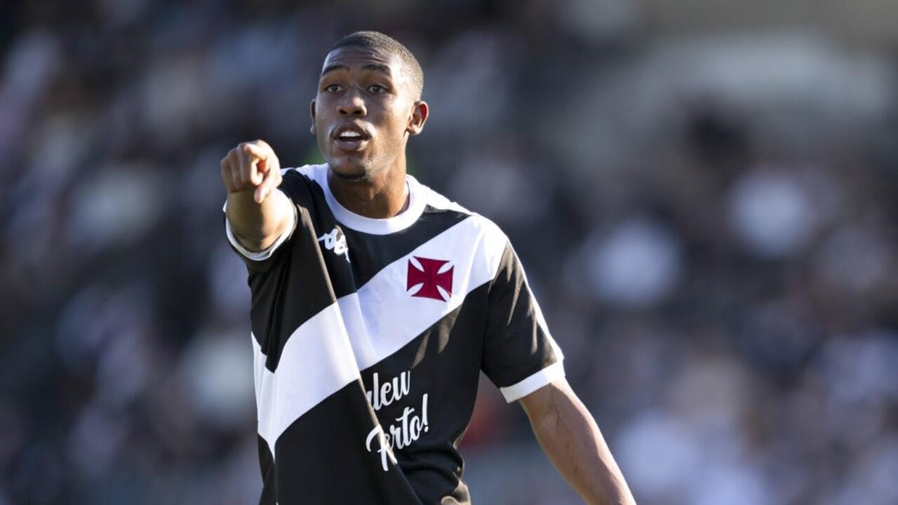 Rayan Vitor Vasco da Gama Skills Show 🔥 - YouTube