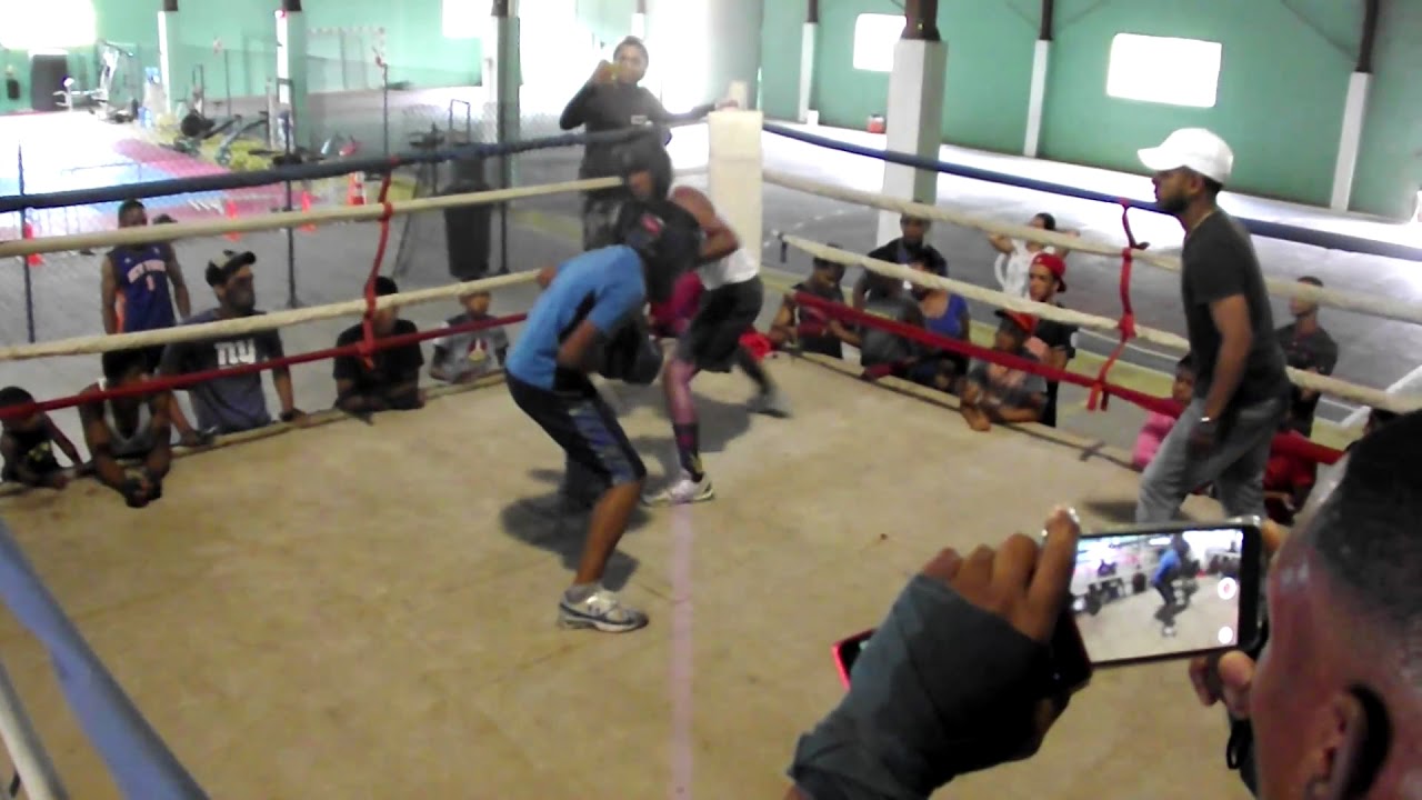 Pelea de Boxeo completa practica 2017 EL ENANO Vs DIEGO - YouTube