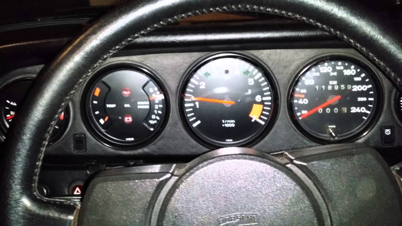 Porsche 911 SC SOUND "COLD START ENGINE" - YouTube