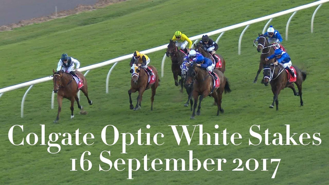 2017 Colgate Optic White Stakes - YouTube