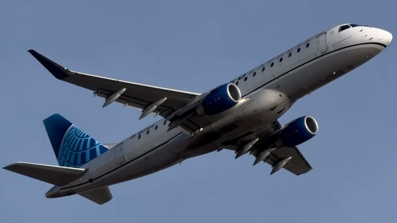 United Express (Mesa Airlines) Embraer E175LL (Evo Blue Livery) Takeoff ...