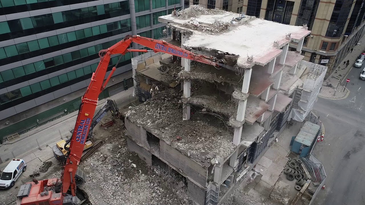 Central Demolition Cadogan Street 01 10 18 - YouTube