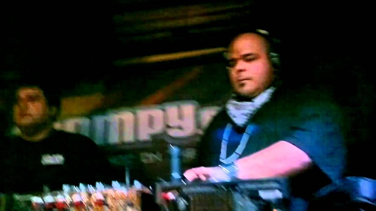 Dj Sneak Vs Doc Martin (WMC 2011) - YouTube