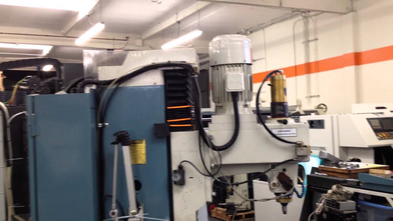 Proto Trak DPM V5 2003 CNC Bed Mill Proto Trak VM Control - YouTube