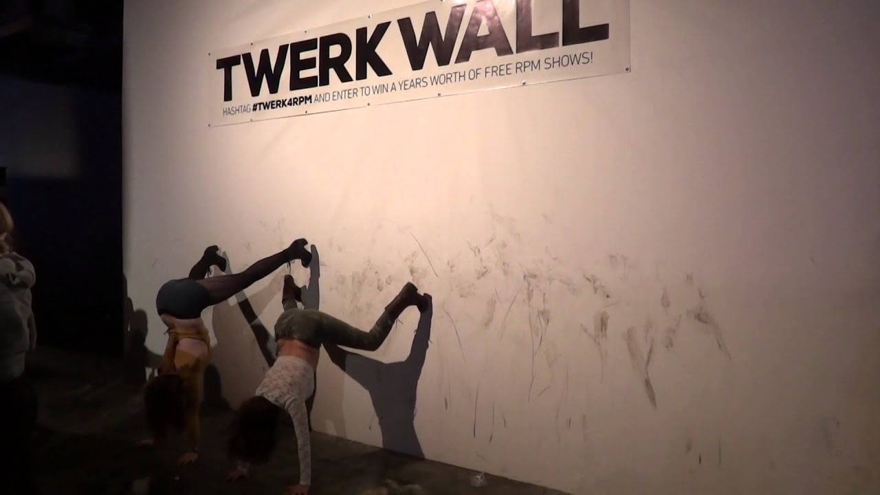 Twerk Wall Youtube
