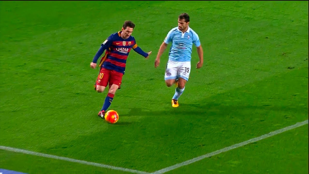 Messi Crazy Dribbling Skills - YouTube