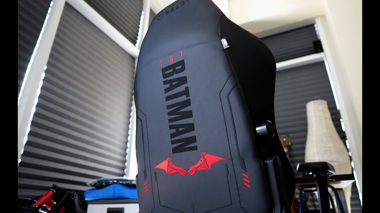 The Batman - DC Comics Gaming Chair from Cybeart - Unboxing and ...