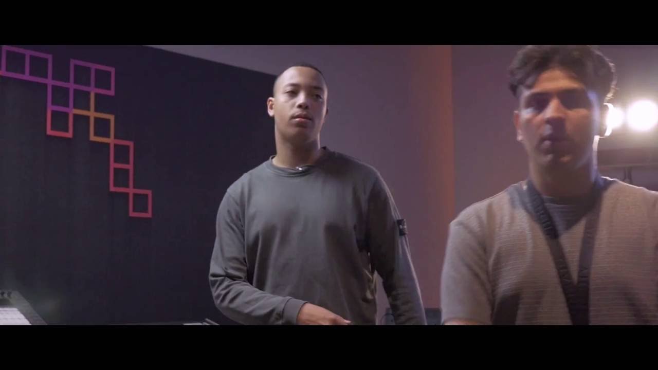 Ismael & Thomson · Freestyle - YouTube