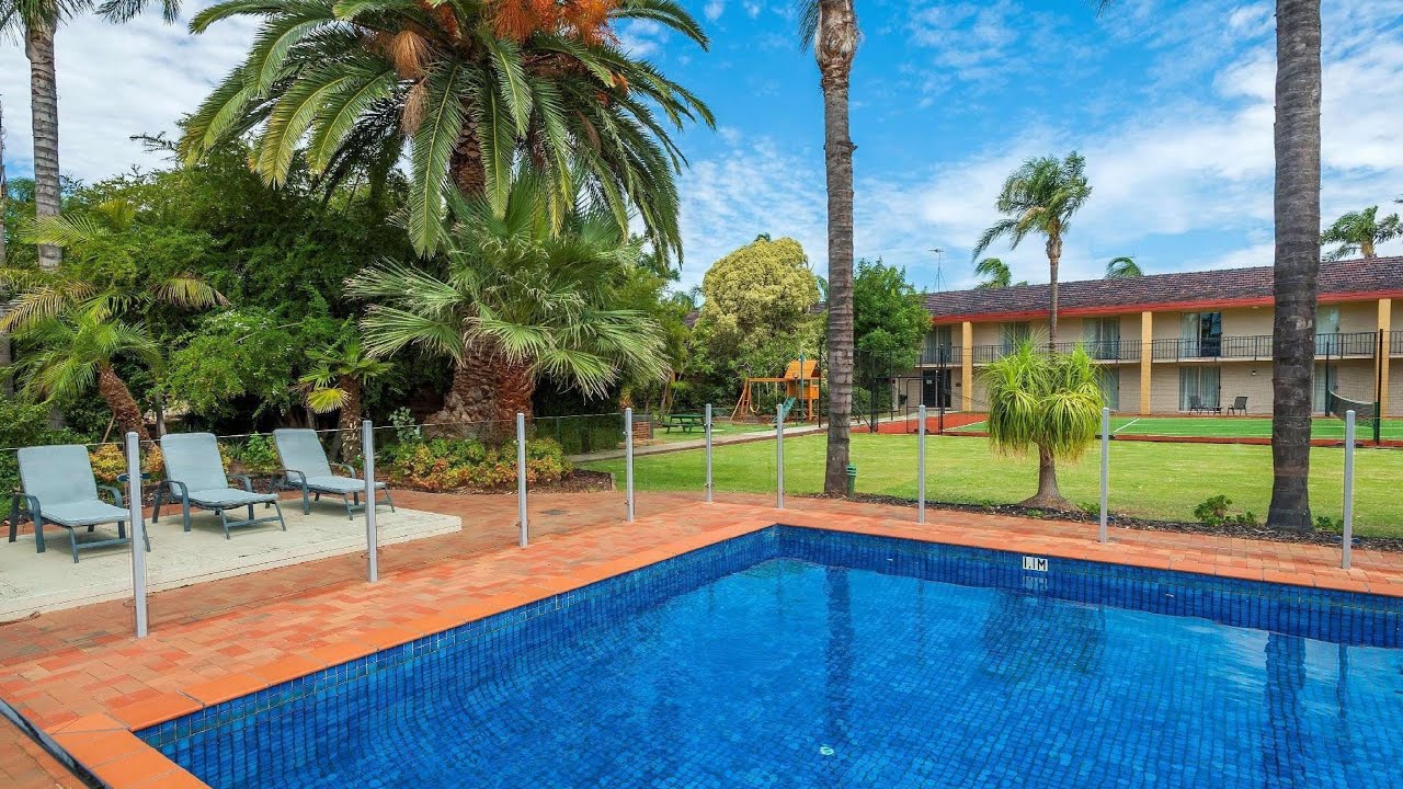Mildura Inlander Resort, Australia - YouTube