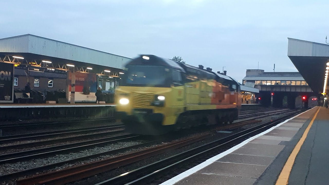 Colas Rail Class 70813 passes through Tonbridge LE 9/9/19 - YouTube