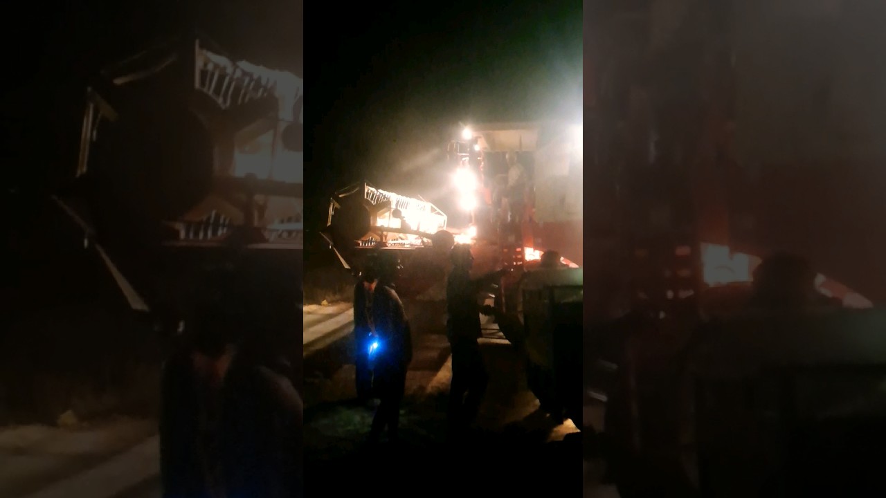 #Guys will #kilometer li#ke a #chal ka s#aripe ka# - YouTube