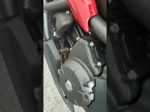 2015 Honda NC700X engine sound with clutch pulled in and out - YouTube