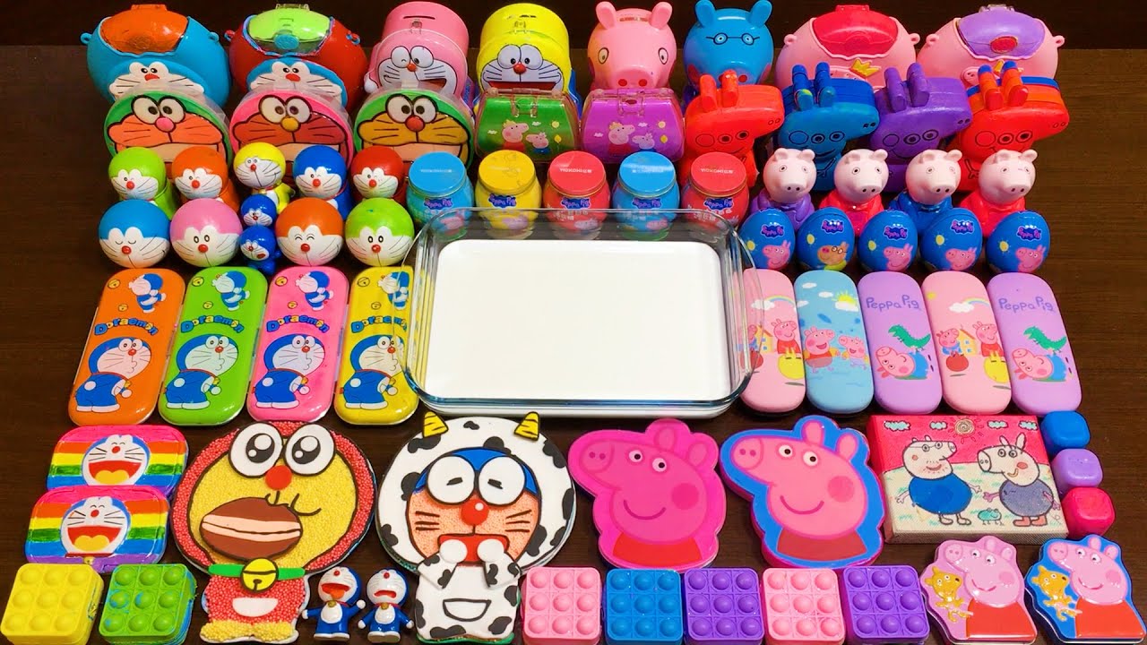 PEPPA PIG AND DORAEMON into Glossy Slime! Mon Slime! #797 - YouTube