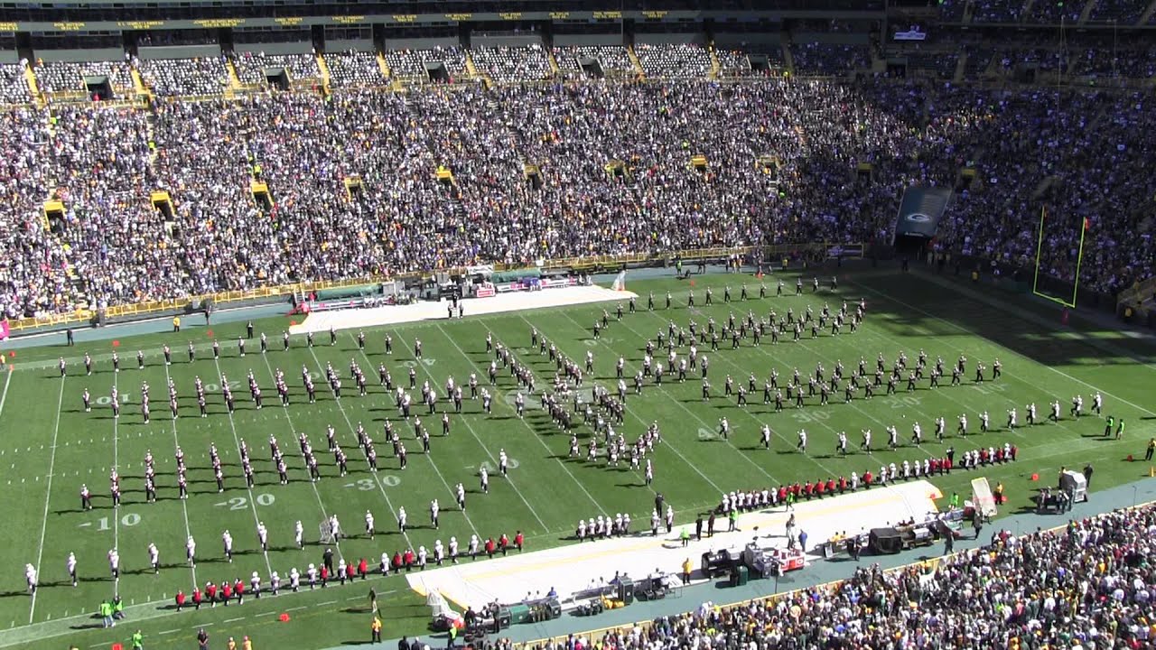 2013Wisconsin Marching Band - Halftime Show at Lambeau Field - YouTube