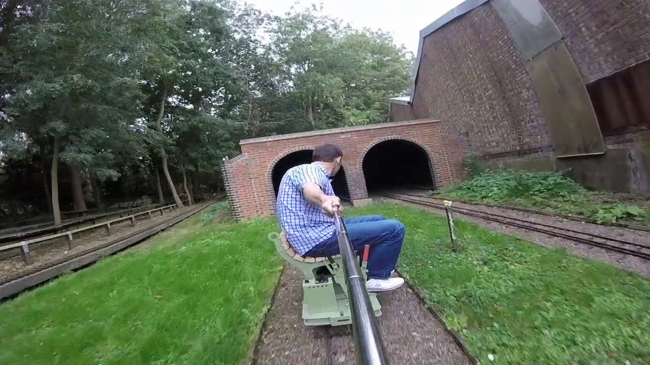 Teds Tiny Trains - Scamp 21 does a lap at NSME - YouTube