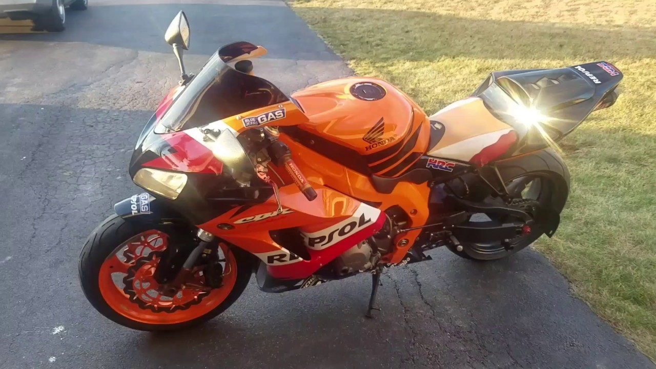 HONDA REPSOL CBR FIREBLADE 1000CC - YouTube