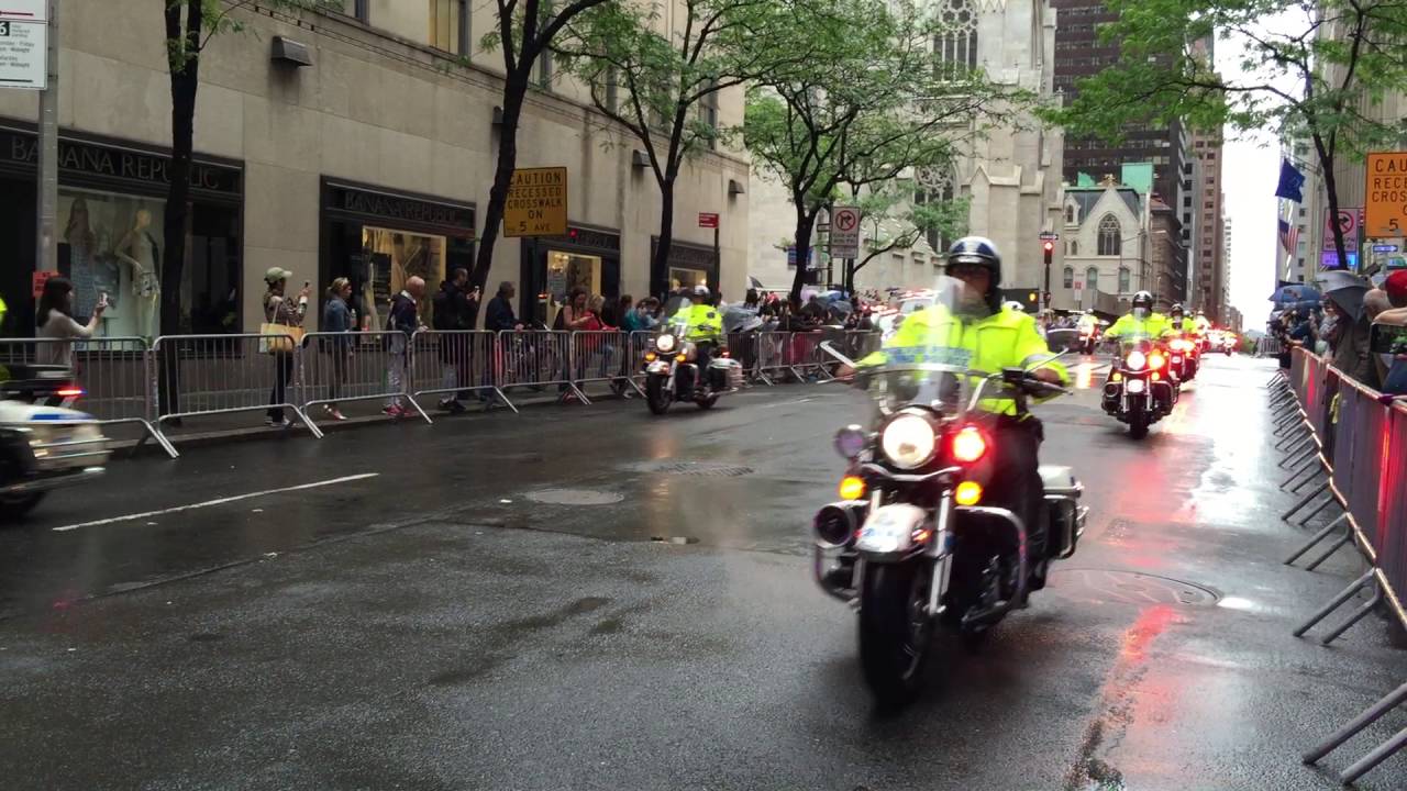 NYPD LEAD PRESIDENTIAL HIGHWAY MOTORCYCLE UNITS FROM PRESIDENT OBAMA'S ...