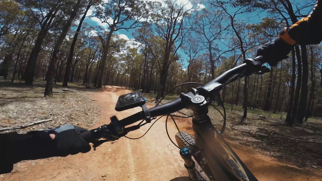 Mills CReek MTB Track Jump Line - YouTube
