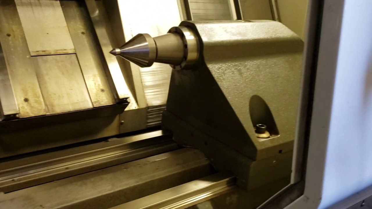 HAAS ST40 CNC TURNING CENTER - YouTube